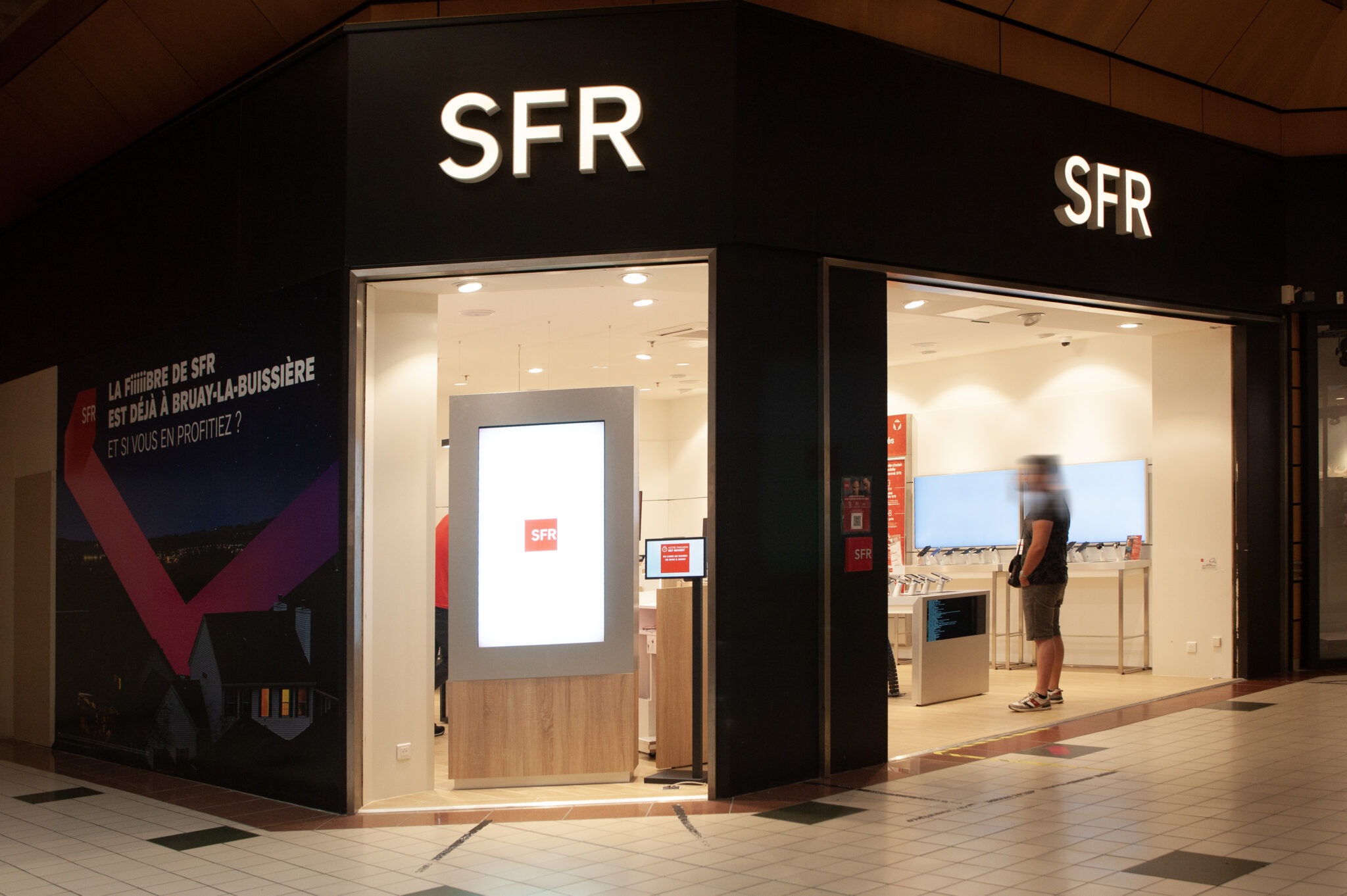 SFR - Galerie Cora Bruay